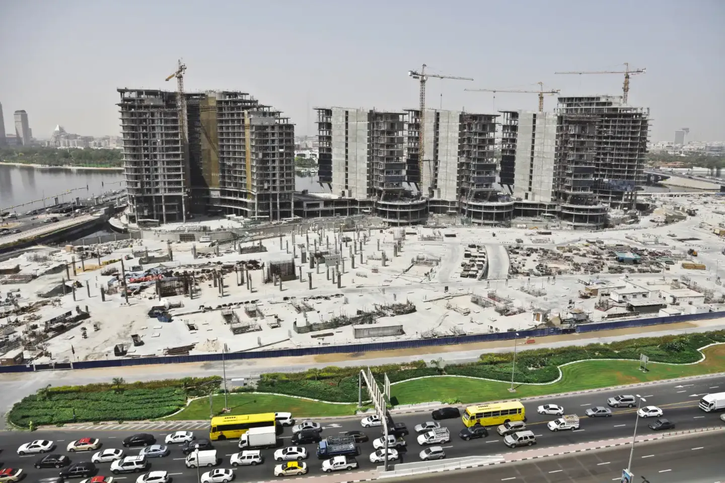 Innovative Sustainable Materials in Abu Dhabi Construction
